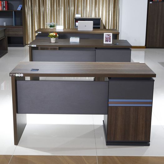 1.6 Meter Desk - Gucca
