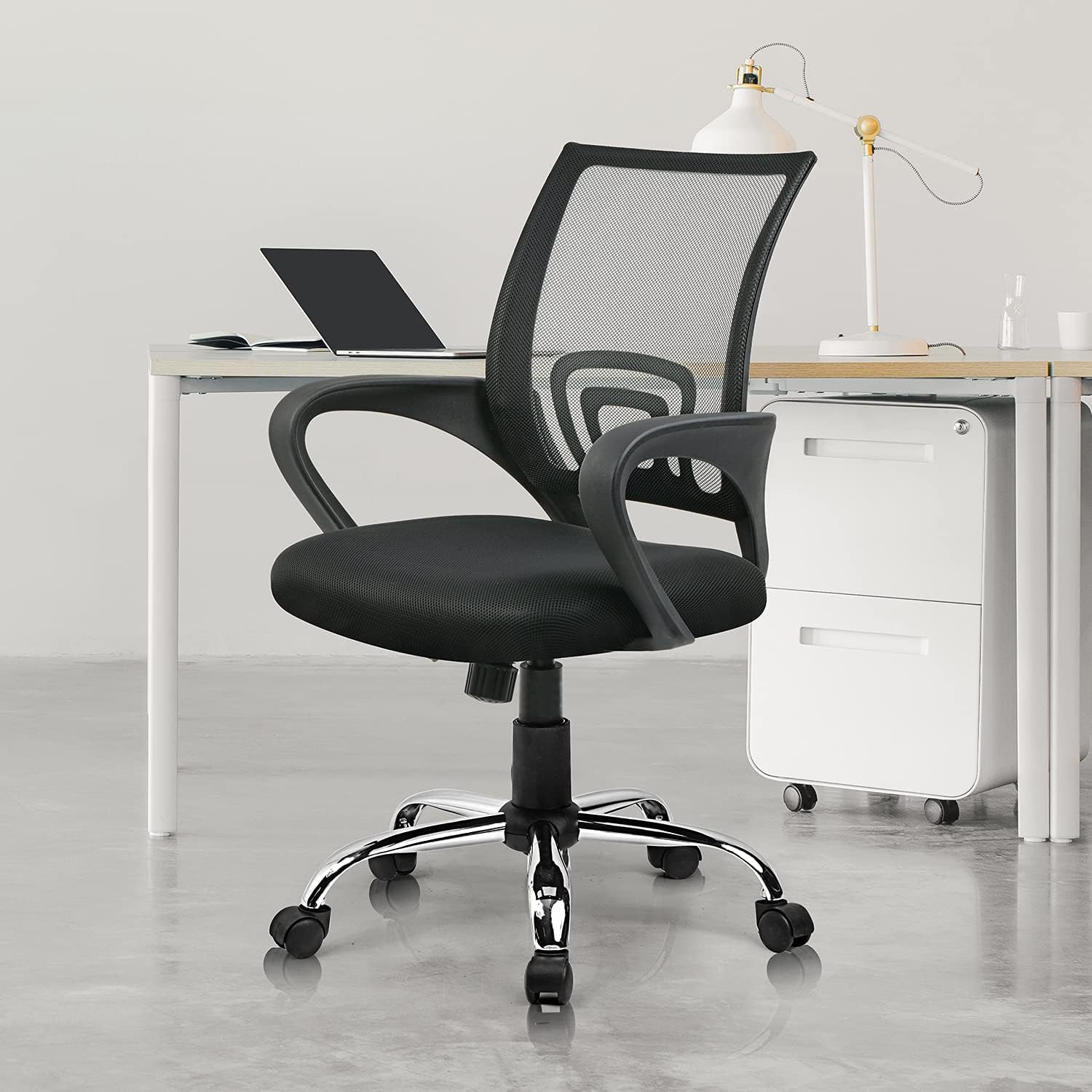 Clerical ergonomic mesh-back office chair - Gucca